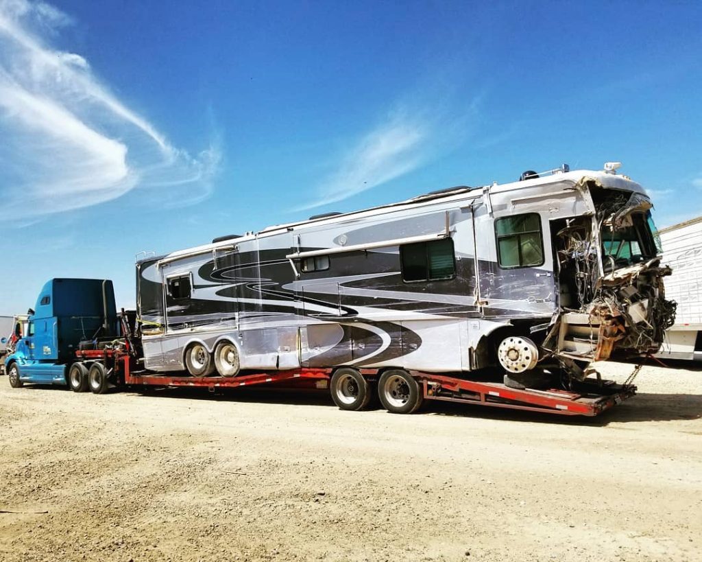 Methods for Transporting a Bus on a Heavy Haul Trailer | Freedom Heavy Haul