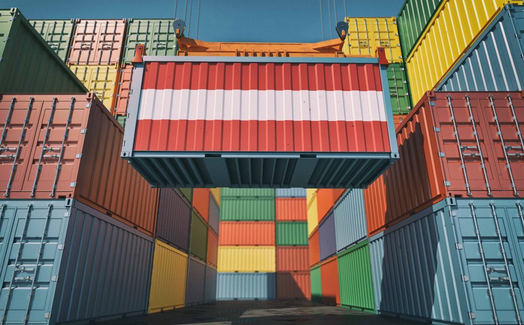 Tips on Using Flat Rack Containers for Shipping | Freedom Heavy Haul