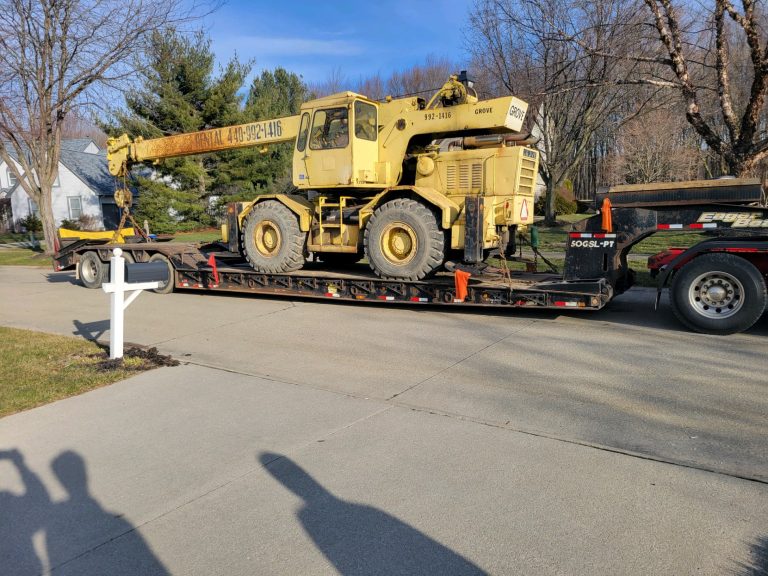 What is a Lowboy Trailer? 3 Different Types | Freedom Heavy Haul