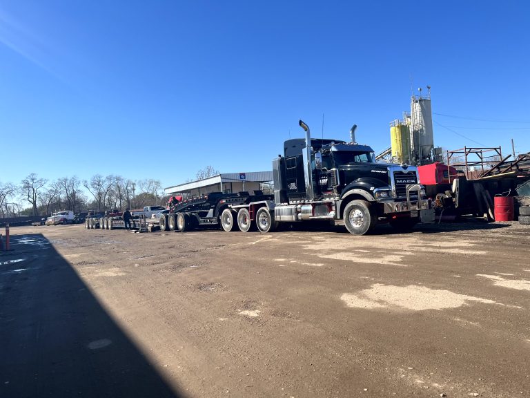 What Is Power Only Trucking? | Freedom Heavy Haul