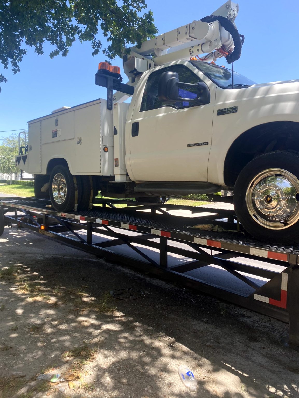 Flatbed Trailer Weight Limits | Freedom Heavy Haul