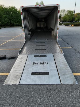 What is a Live Load in Trucking? Advantages and Disadvantages | Freedom ...